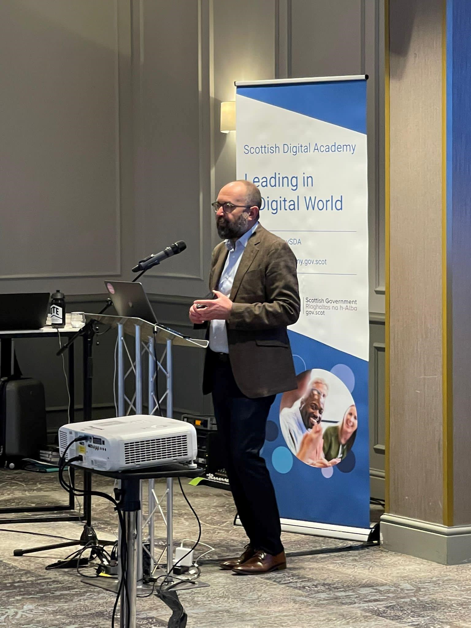 Digital Reflections on Leading in a Digital World - Digital